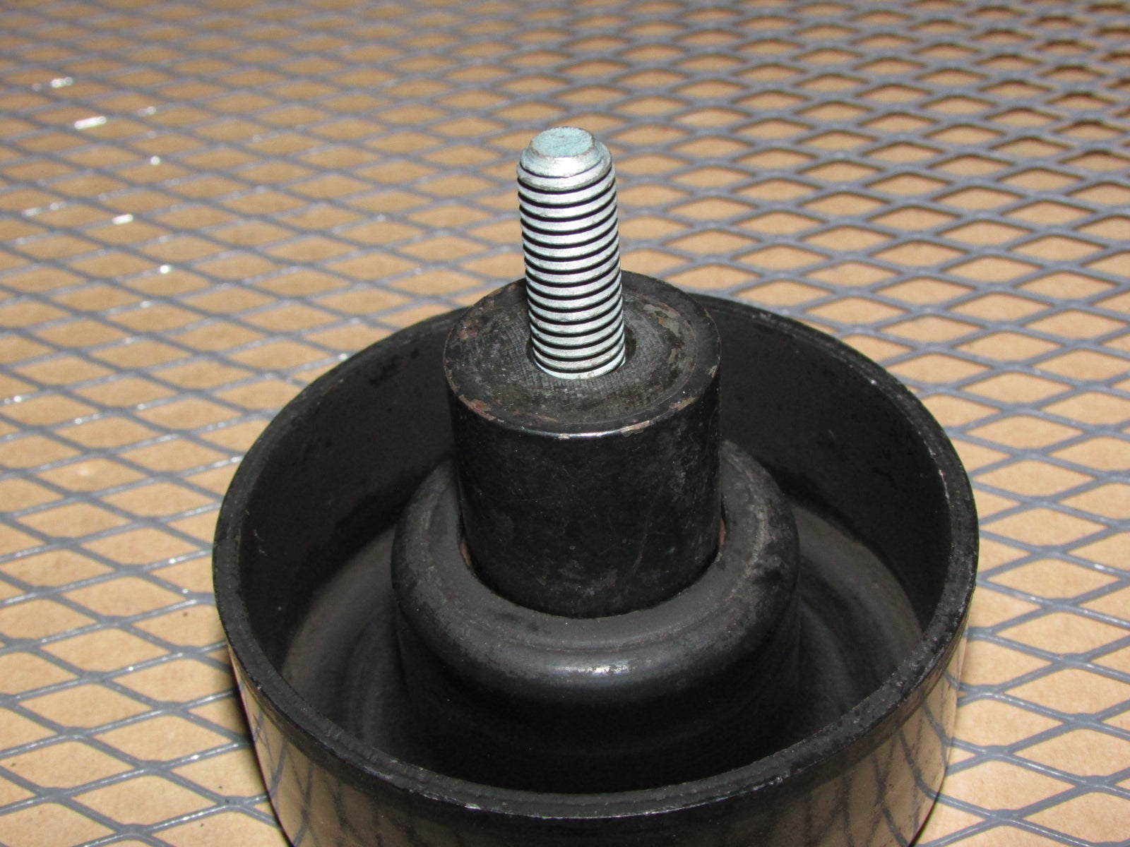 99 00 01 02 Porsche 911 Carrera OEM Tensioner Idler Pulley Mounting Sp ...