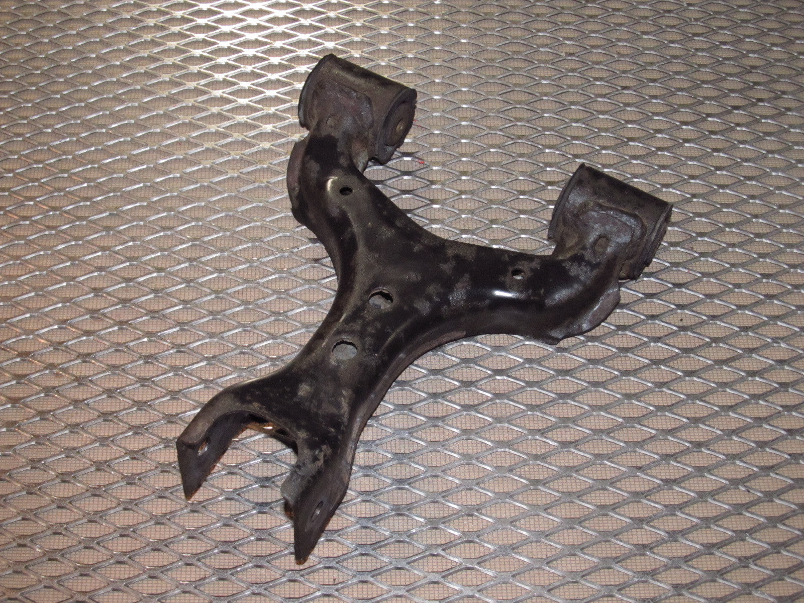 90 91 92 93 Mazda Miata OEM Rear Upper Control Arm - Left – Autopartone.com