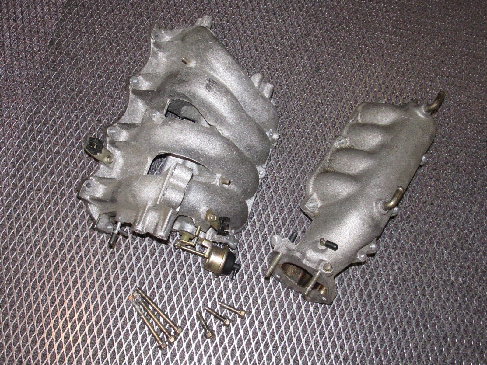 99 00 Mazda Miata OEM Intake Manifold – Autopartone.com