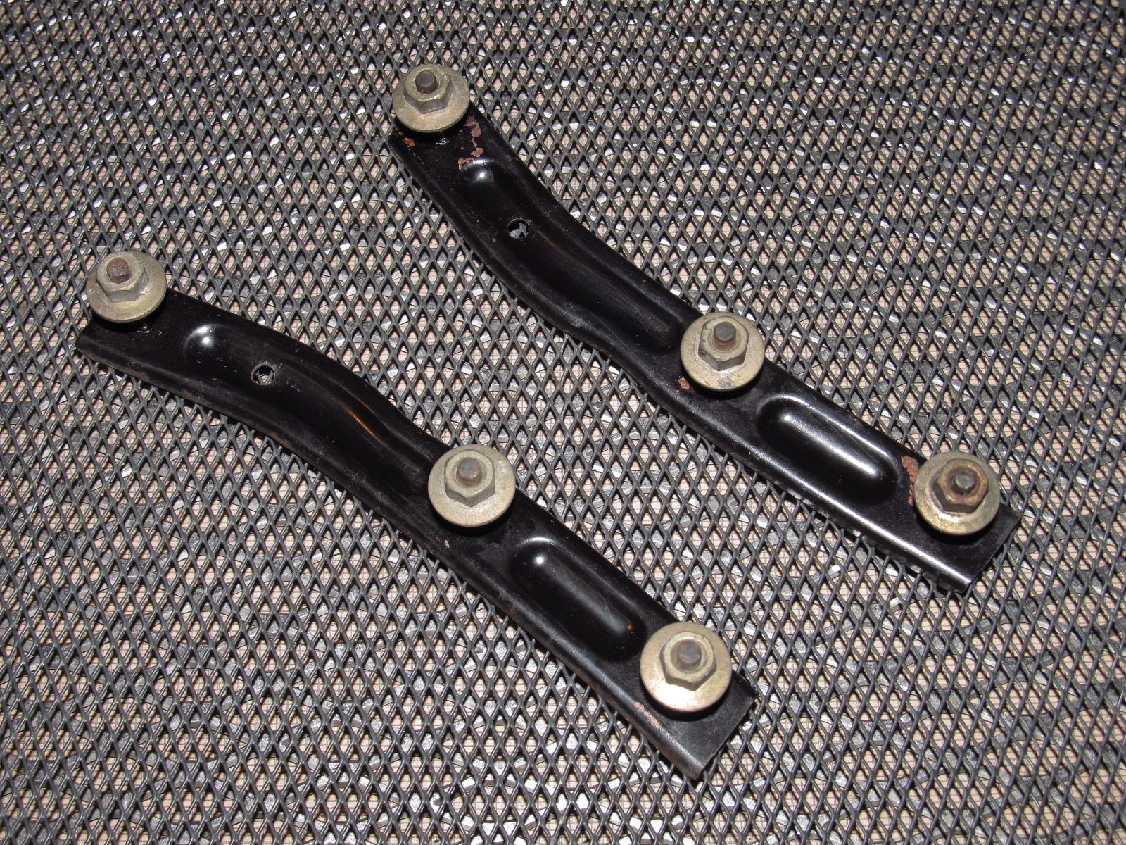 87 88 89 Toyota MR2 OEM Front Bumper Fender Mounting Bracket – Autopartone
