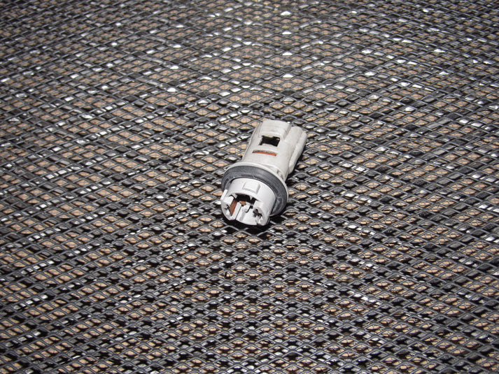90 91 92 93 Mazda Miata OEM Third Brake Light Bulb Socket – Autopartone.com