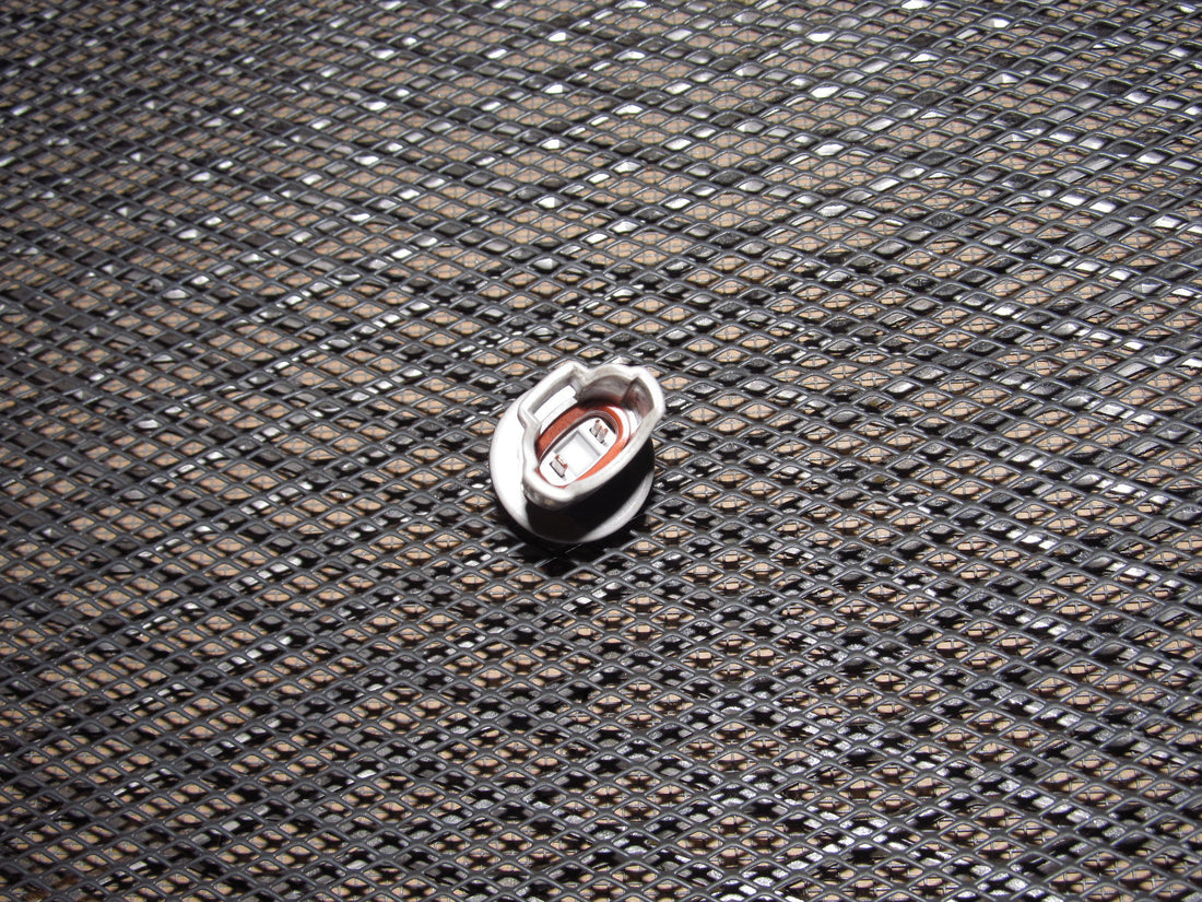 90 91 92 93 Mazda Miata OEM Third Brake Light Bulb Socket – Autopartone