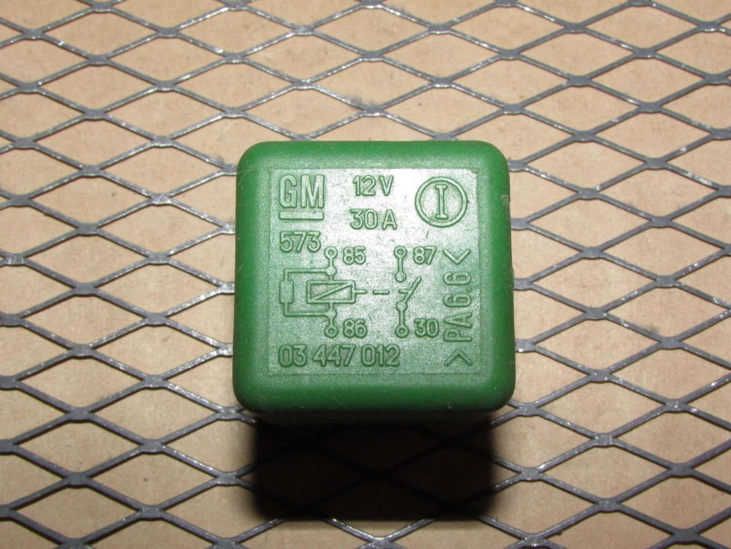 GM Relay 573 / 03 447 012 – Autopartone