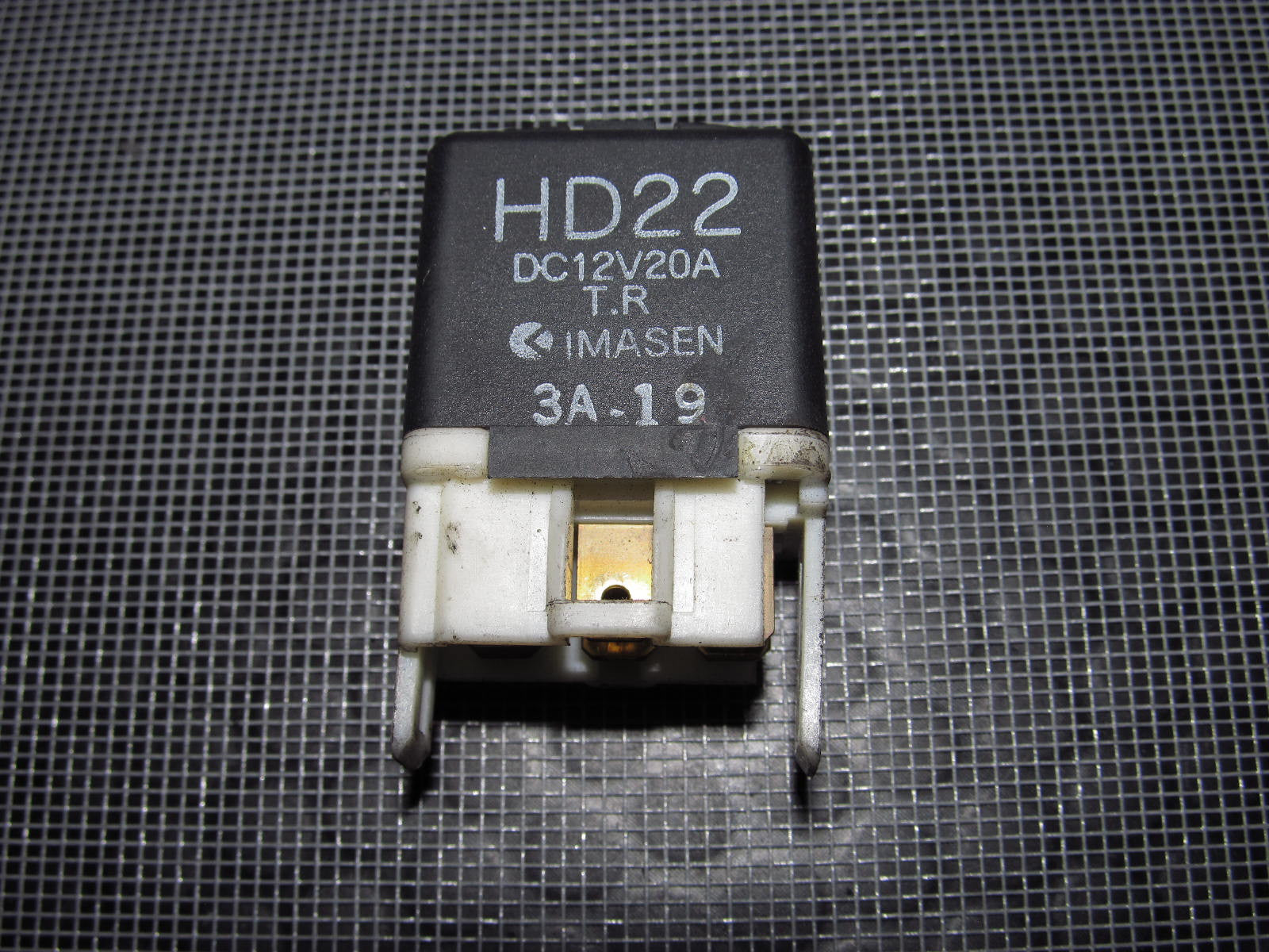 Mazda Relay HD22 DC12V20A 3A-19 – Autopartone
