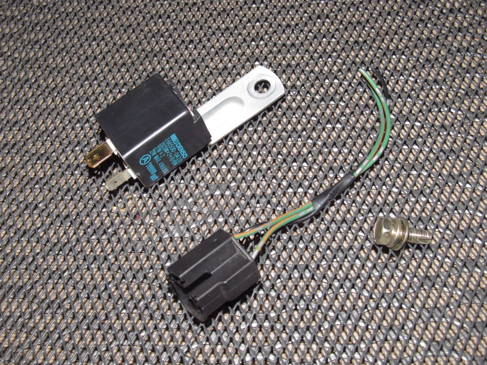 94 95 96 97 Mitsubishi 3000GT OEM Flasher Unit Relay - 166500-0410 ...