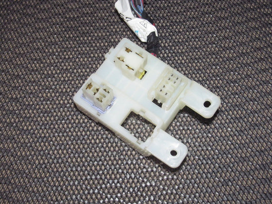 94 95 96 97 Mitsubishi 3000GT OEM Interior Relay Fuse Box - Left ...