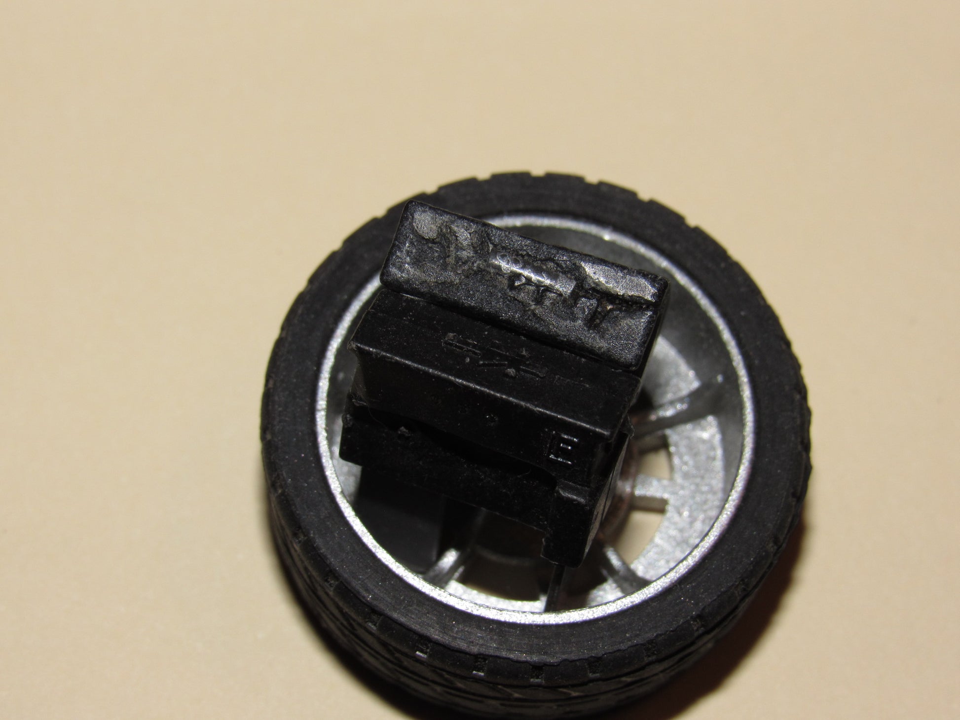 Ford Diode F57B-14A604-A – Autopartone