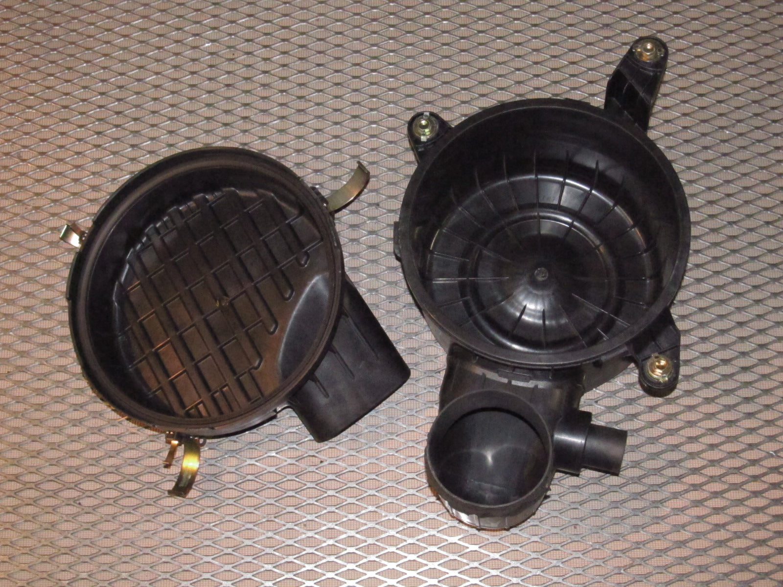 87 88 89 Toyota MR2 OEM Intake Air Box – Autopartone