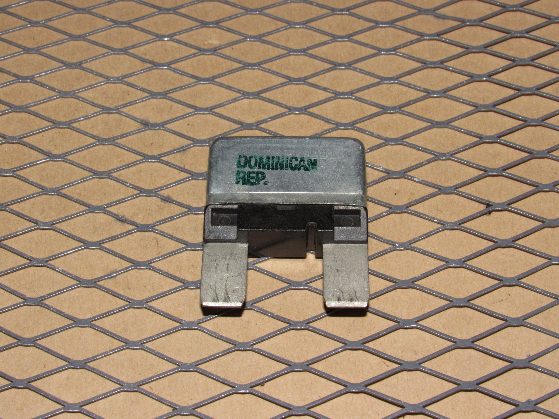 Ford Metal Maxi Fuse 30A / FGHT 14526-LA – Autopartone