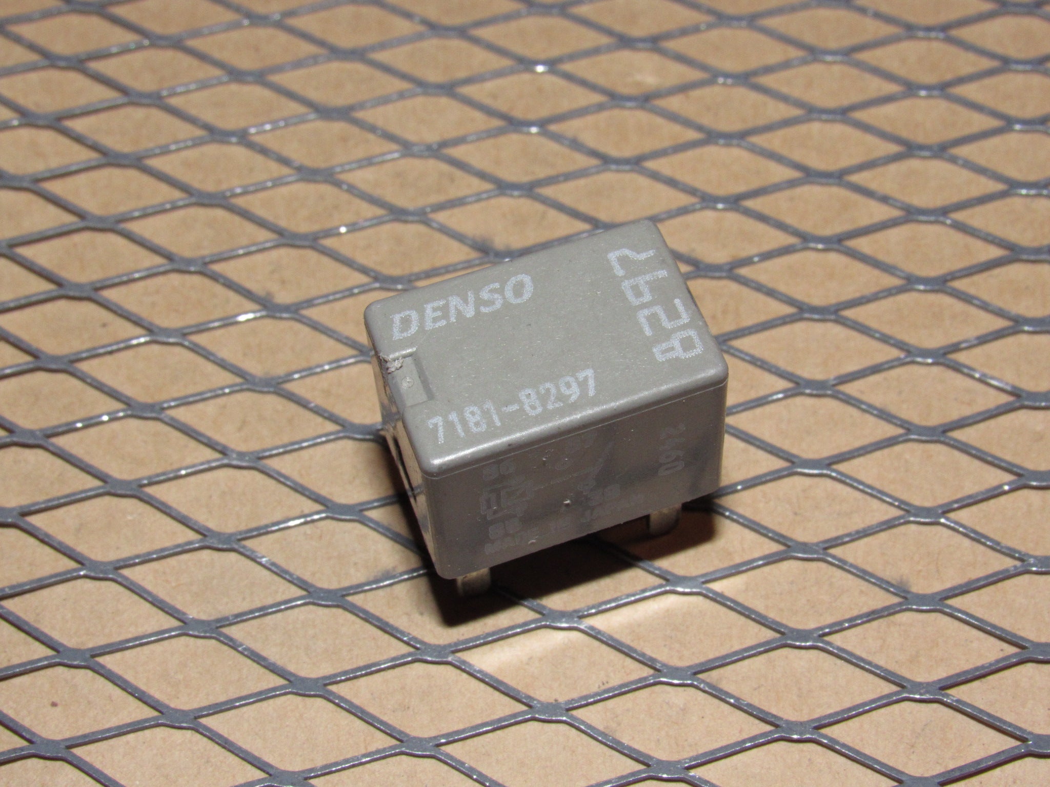 GM Relay 8297 / 7181-8297 – Autopartone.com