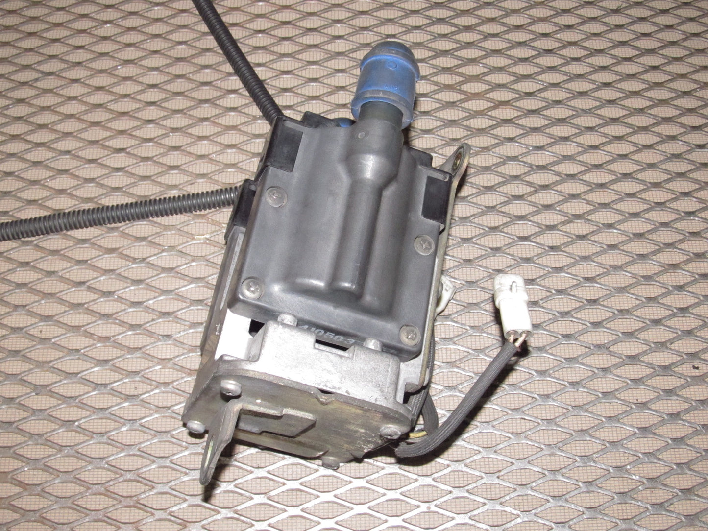 89 90 91 Mazda RX7 OEM Engine Ignition Coil & Igniter - NA N326 ...