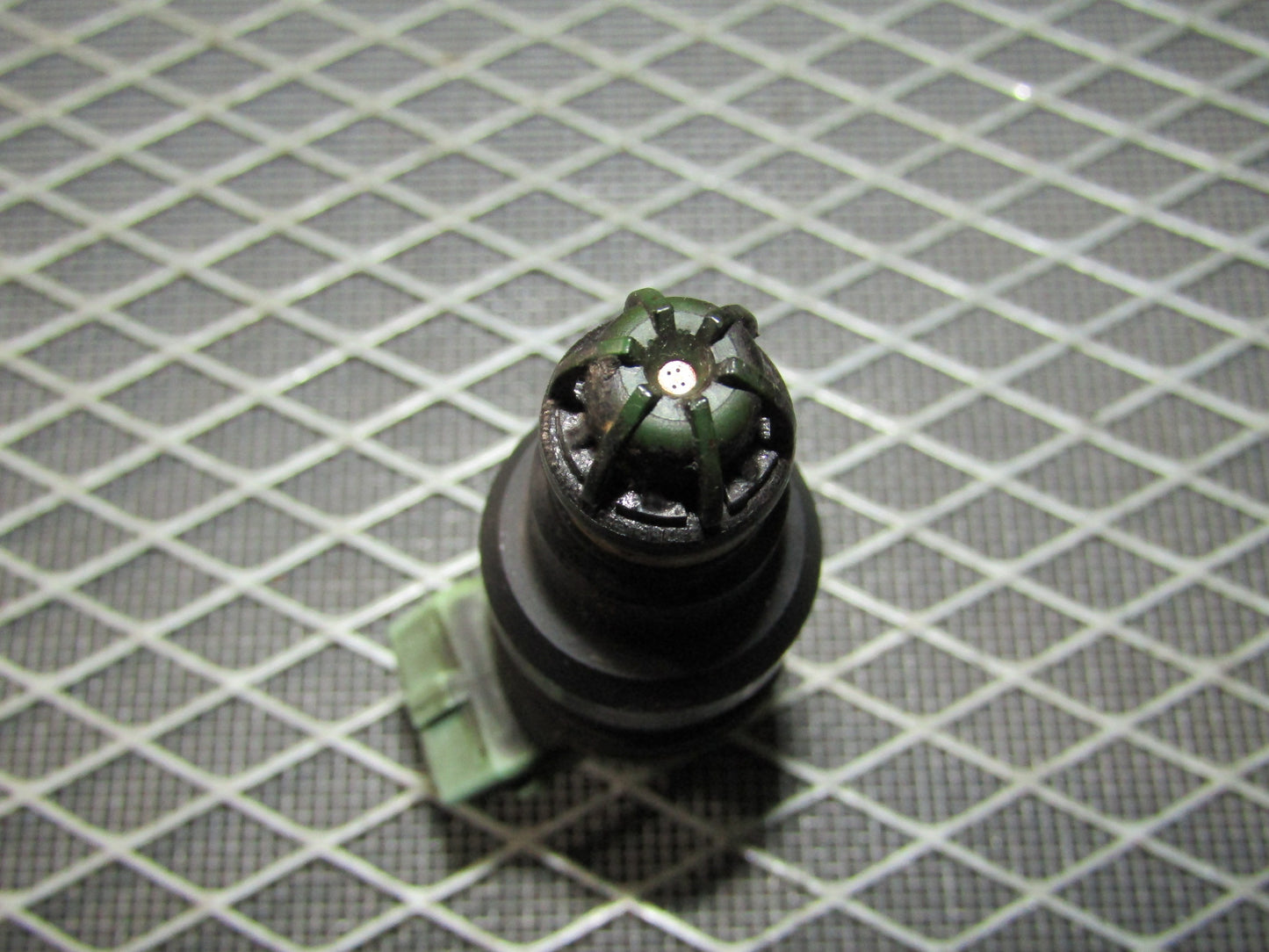 92 93 94 95 BMW 325 OEM Fuel Injector - 2.5L – Autopartone