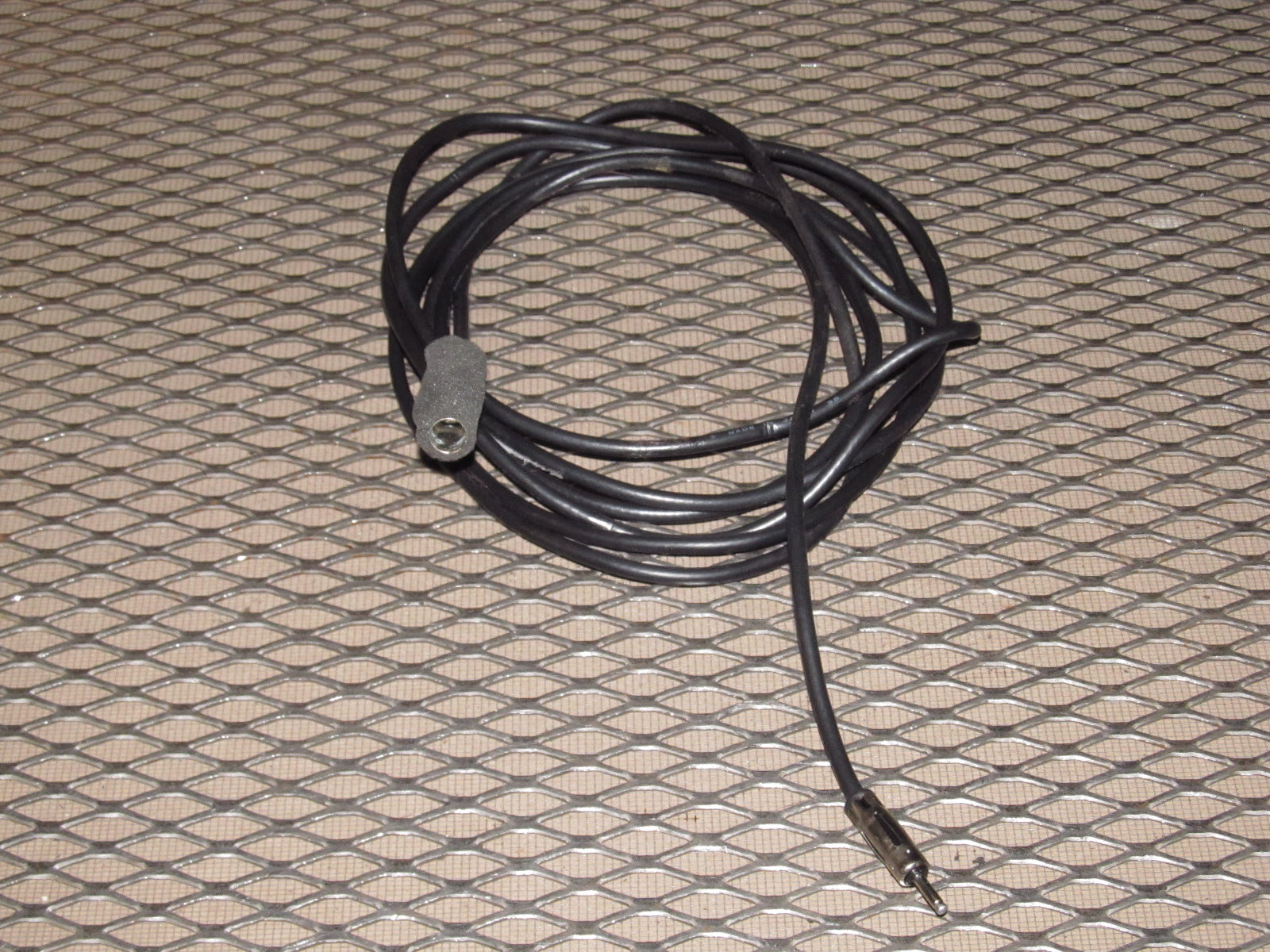 94 95 96 97 Mitsubishi 3000GT OEM Antenna Cable – Autopartone
