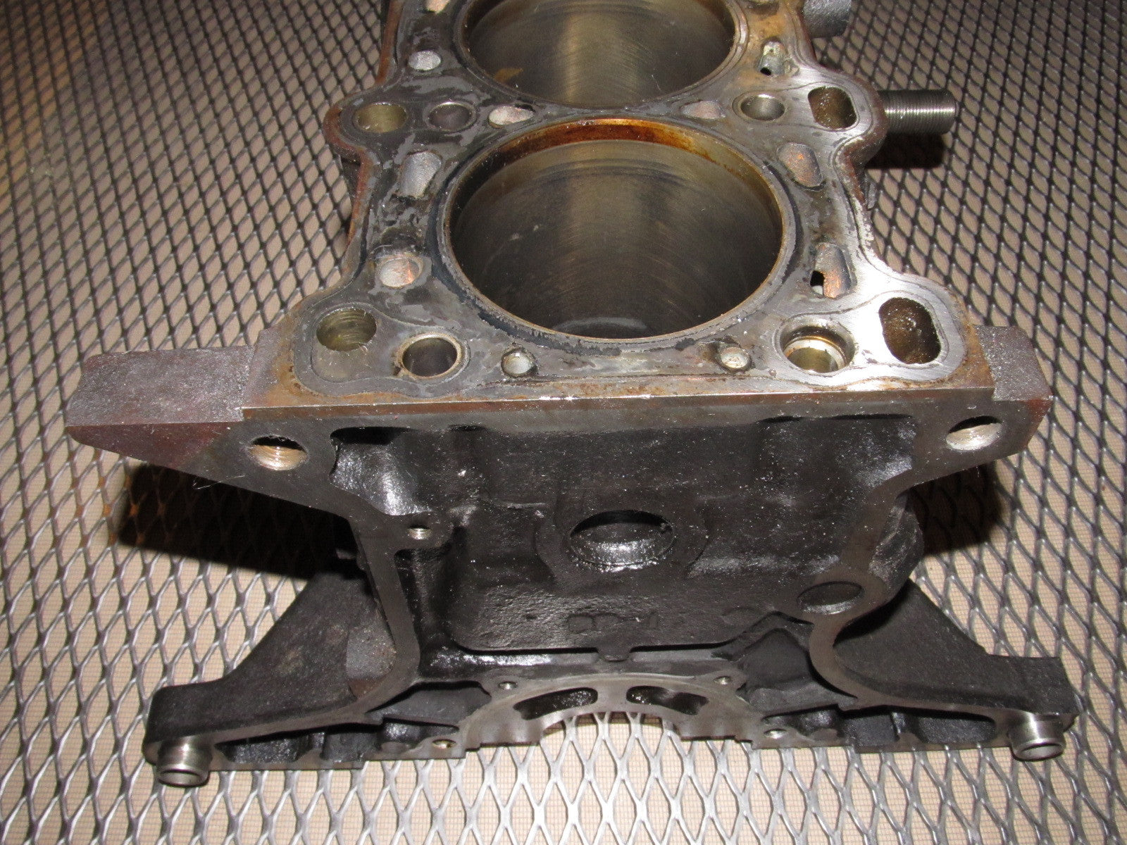 99 00 Mazda Miata OEM 1.8L Engine Cylinder Block – Autopartone.com