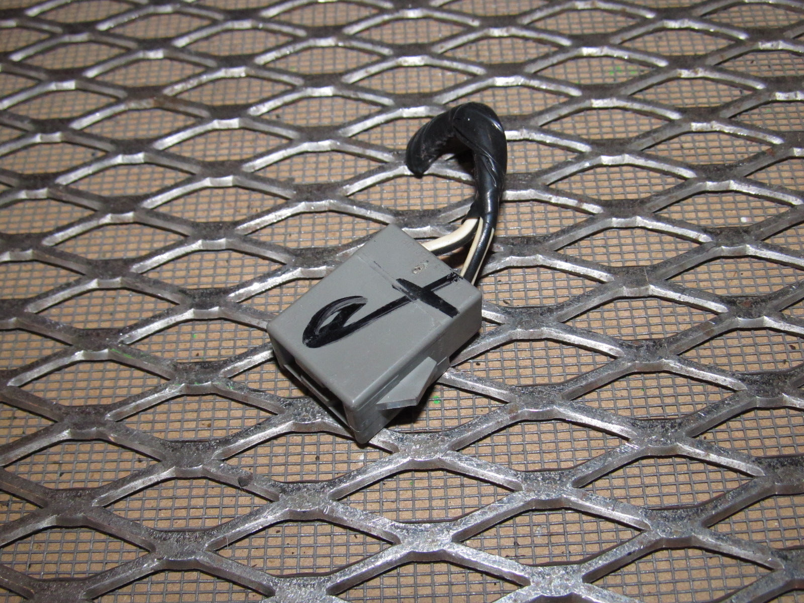 99-04 Ford Mustang OEM Power Window Motor Pigtail Harness - Left ...