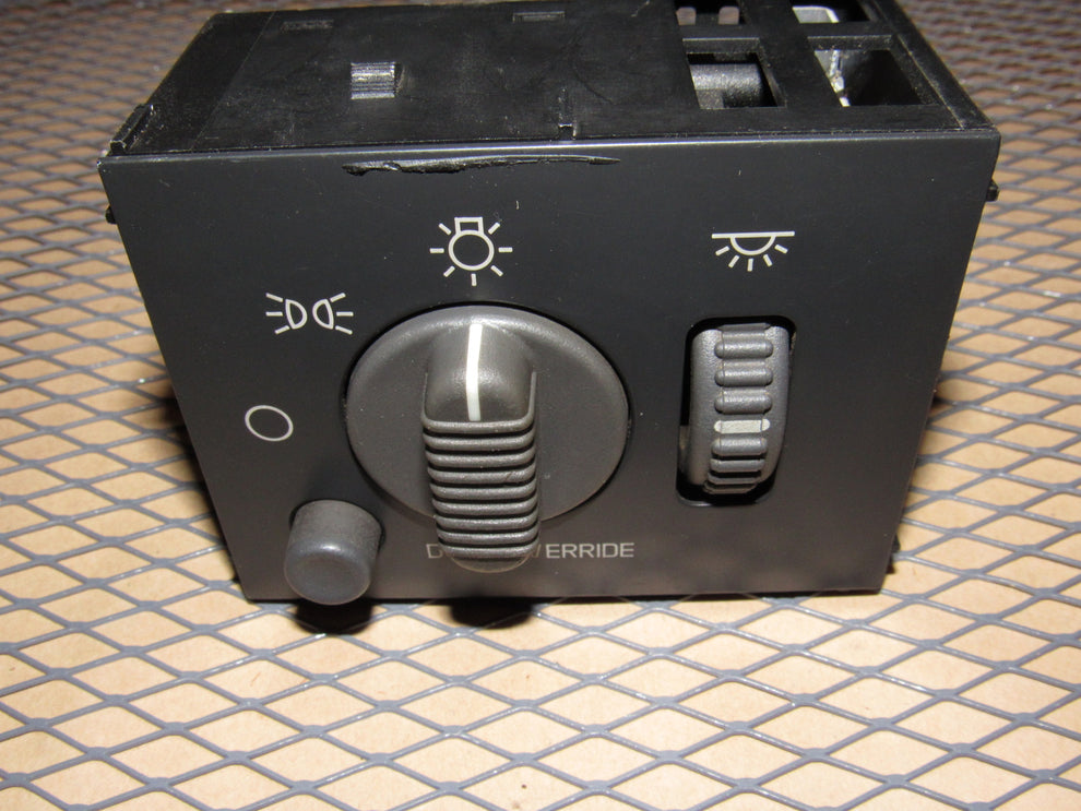 99 00 01 02 Chevrolet Silverado Oem Headlight Dash Light Illuminatio