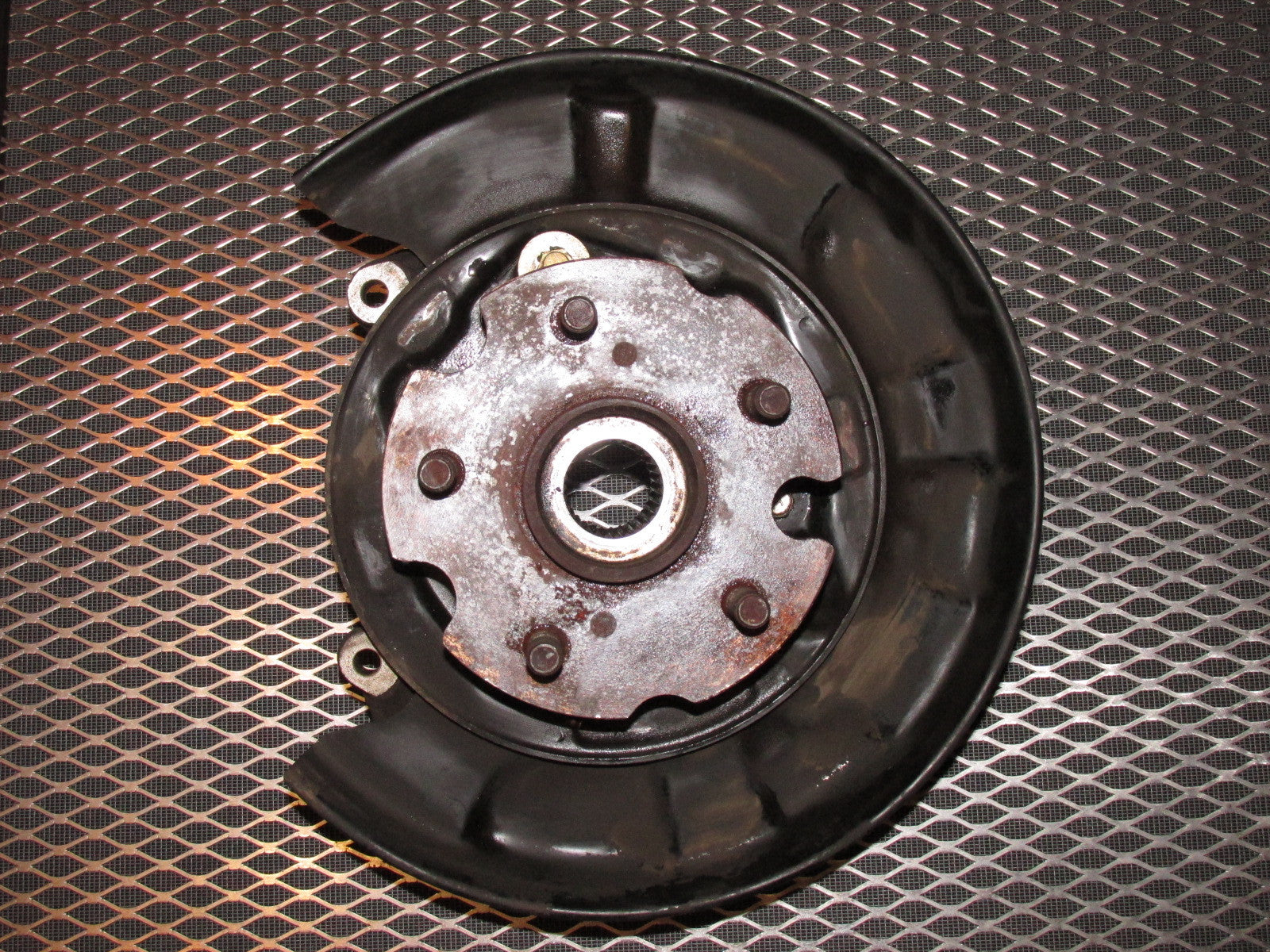 89 90 91 92 Toyota Supra OEM Rear Spindle & Knuckle - Right – Autopartone