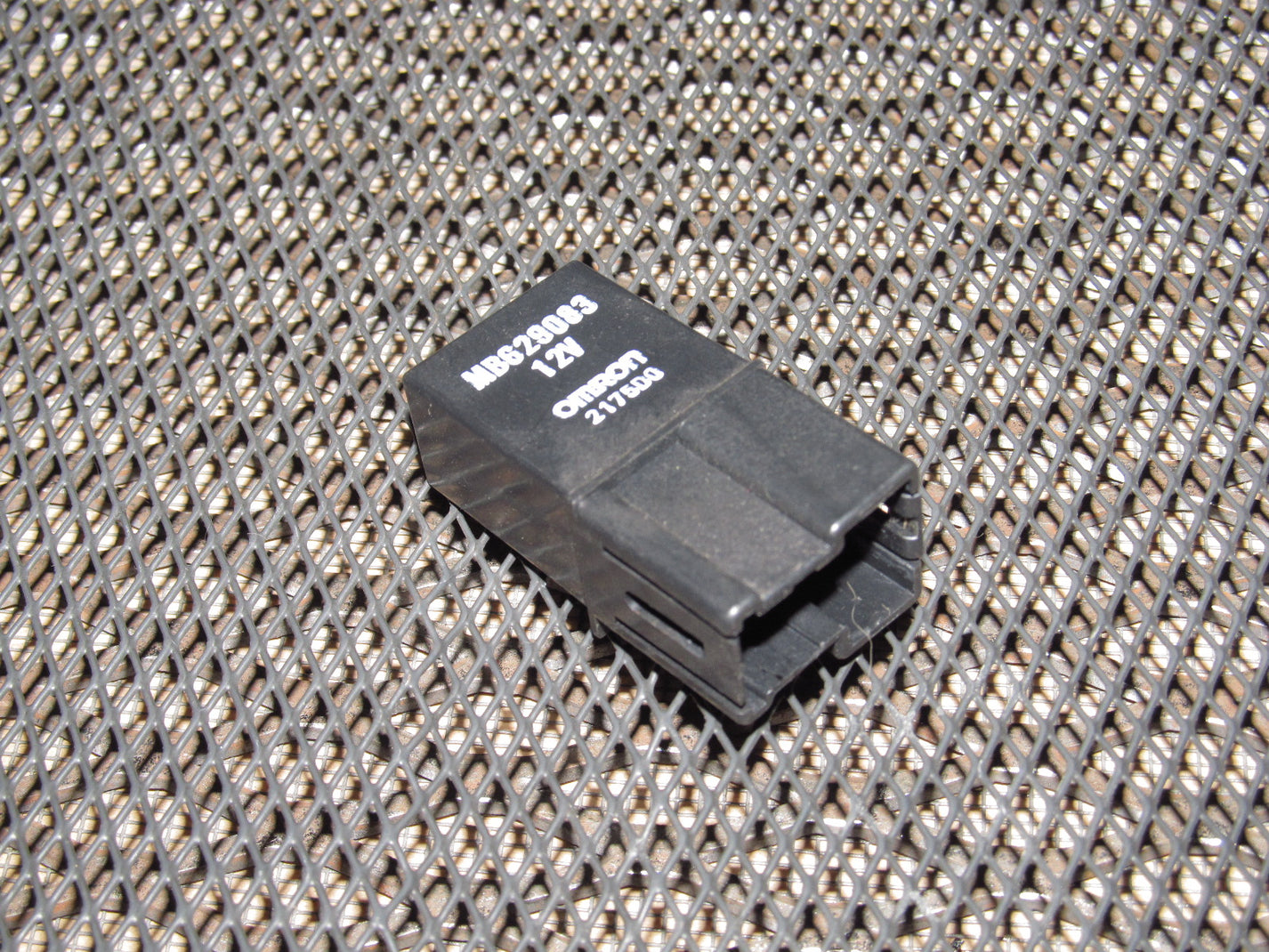 94 95 96 97 Mitsubishi 3000GT OEM Relay - MB629083 – Autopartone