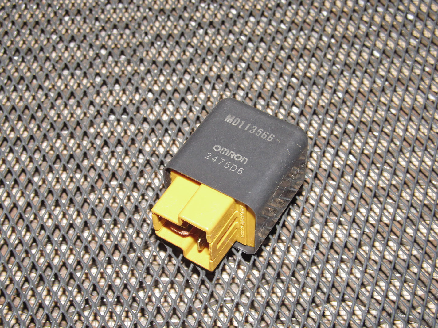 94 95 96 97 Mitsubishi 3000GT OEM Relay - MD113566 – Autopartone