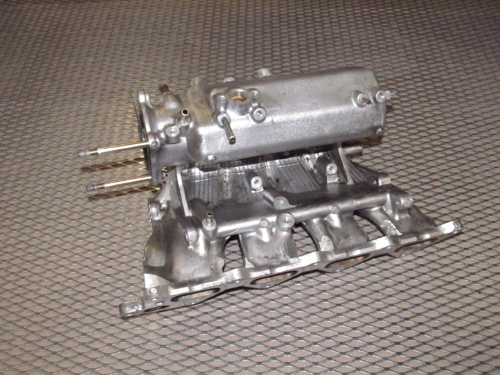 97 98 99 Mitsubishi Eclipse OEM Intake Manifold – Autopartone