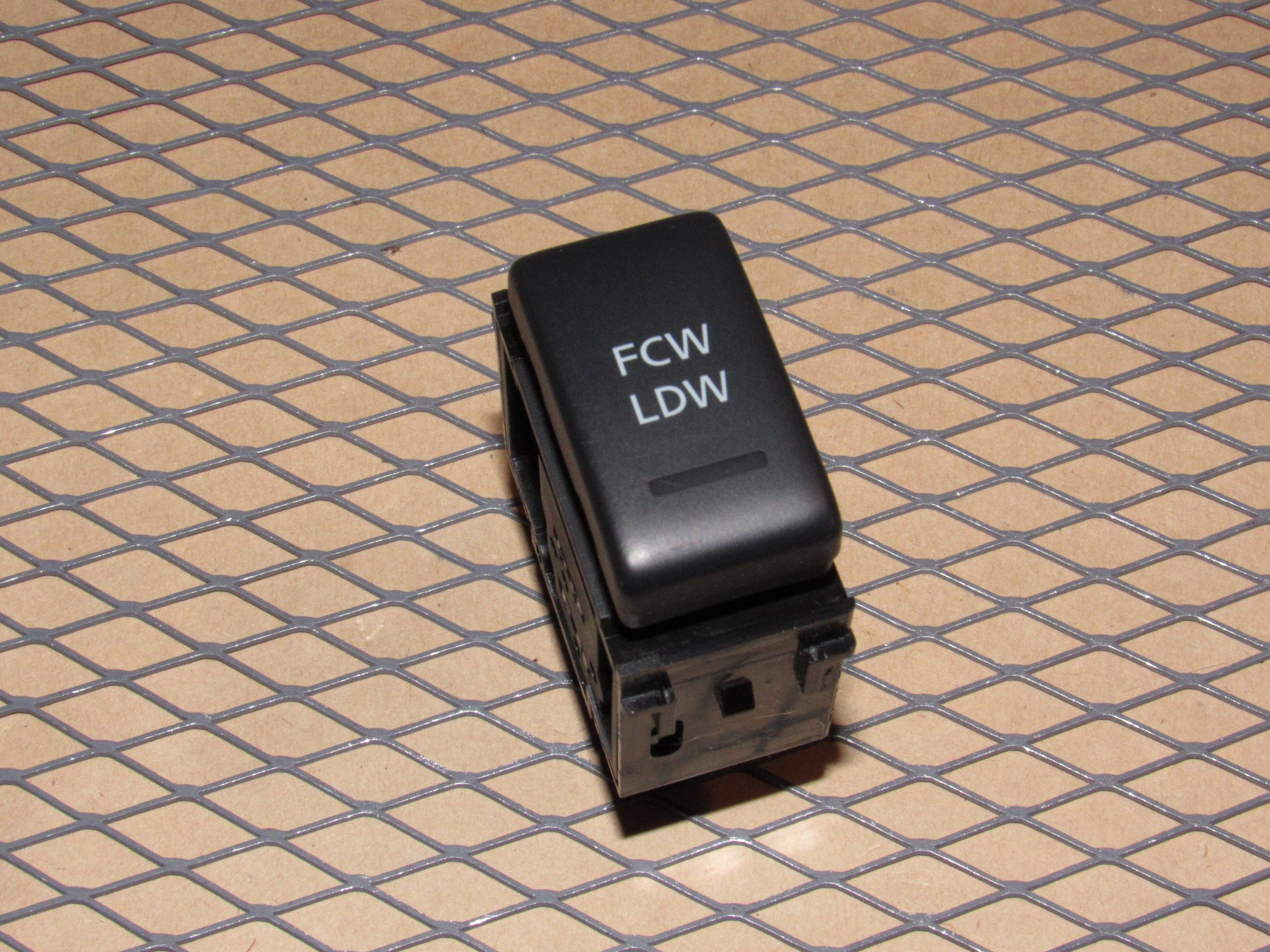 09 10 11 12 Infiniti FX35 OEM FCW LDW Switch – Autopartone