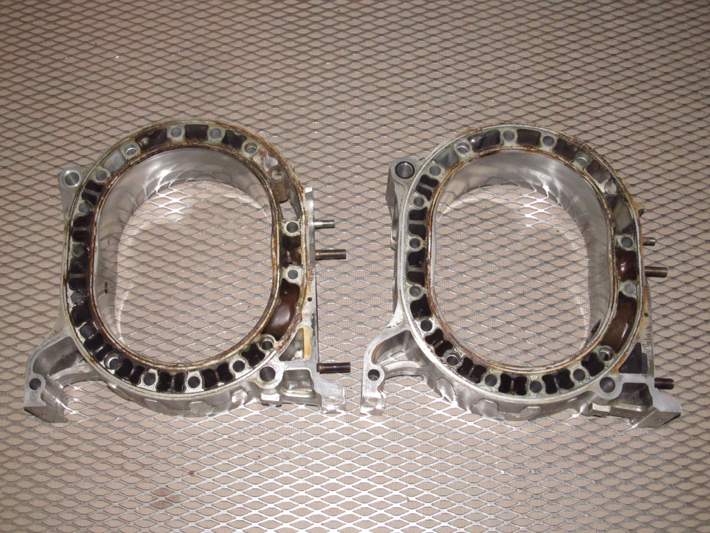 89 90 91 Mazda RX7 OEM Rotary Engine Rotor Housing - Set – Autopartone