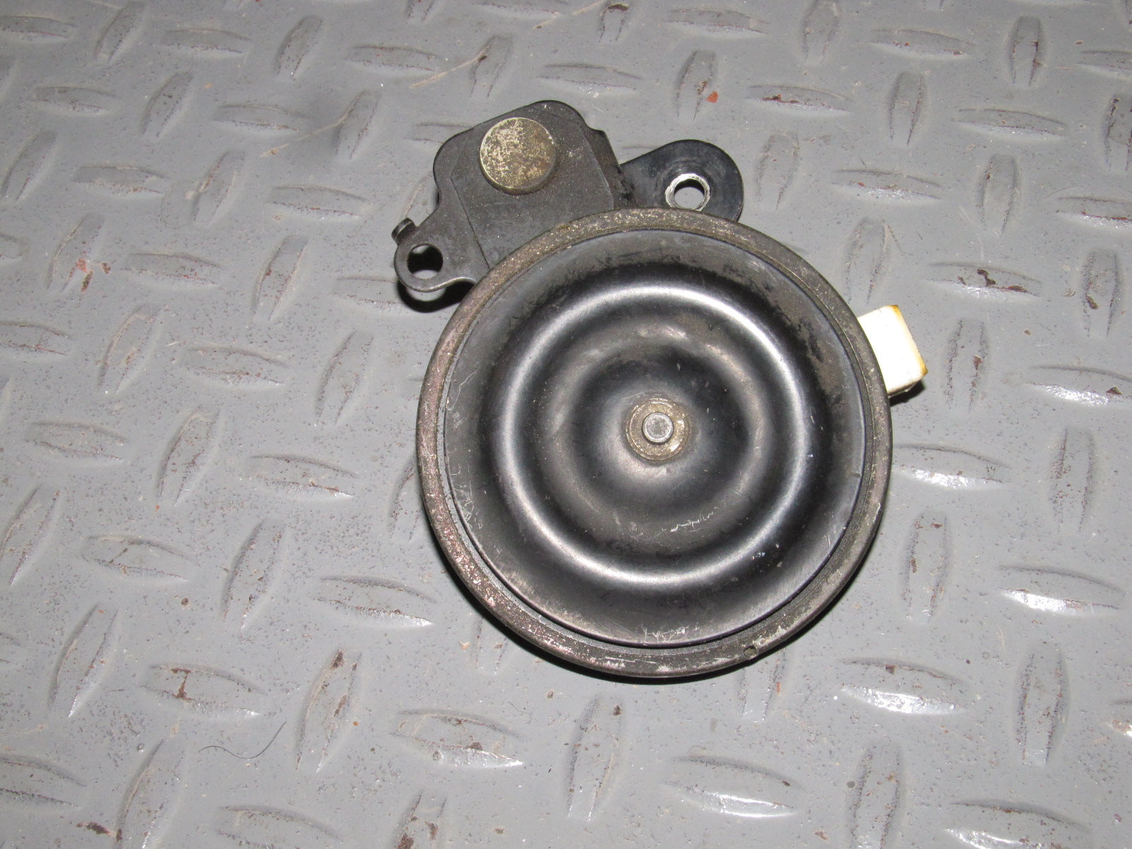 86 87 88 Toyota Supra OEM Firewall Anti Theft Alarm Horn – Autopartone