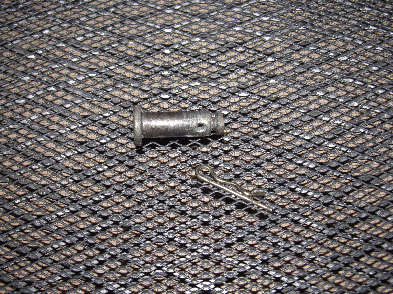 89 90 91 92 Toyota Supra OEM Brake Booster Lock & Pin – Autopartone