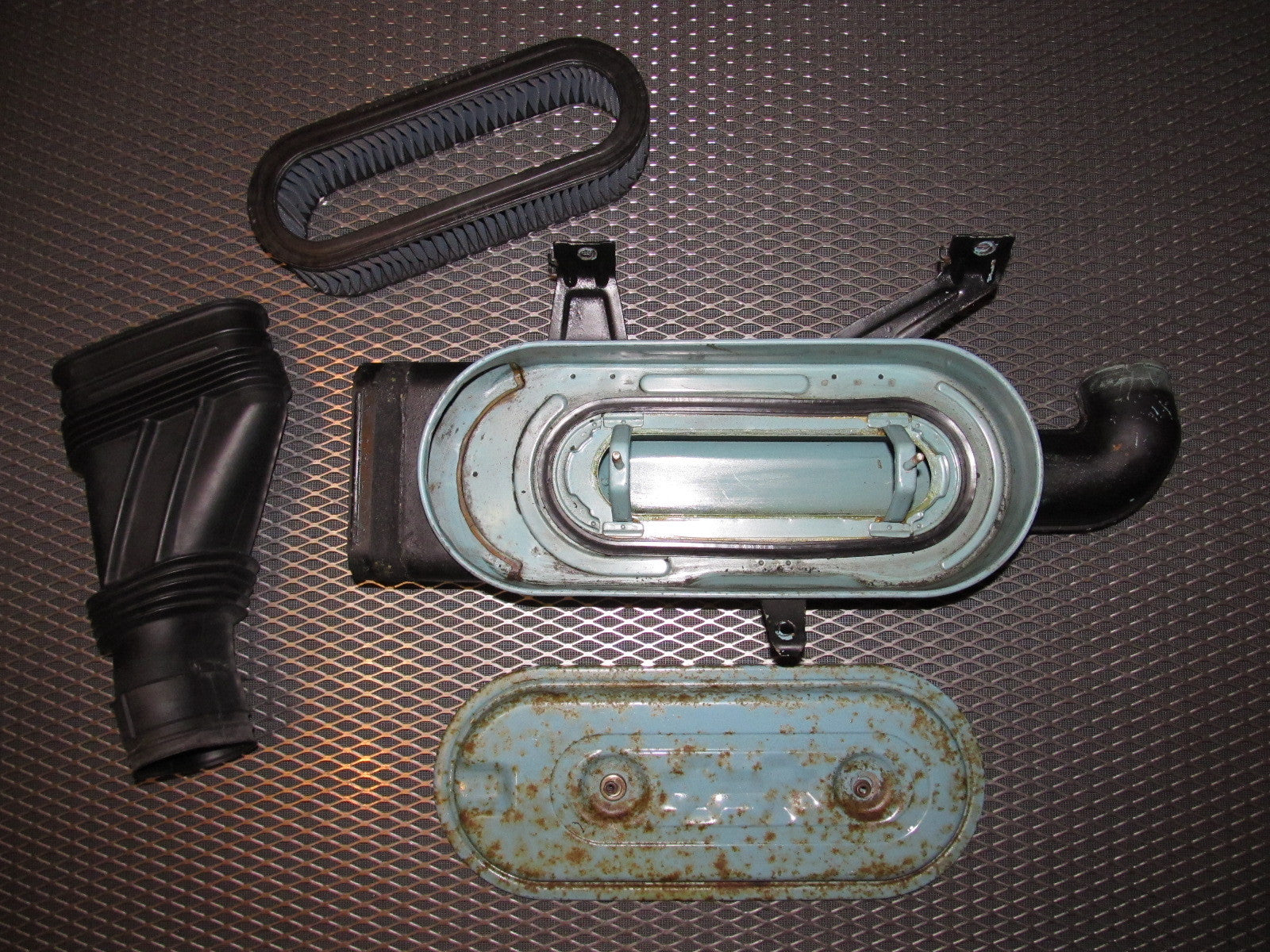 81 82 83 Datsun 280zx OEM Intake Air Box – Autopartone