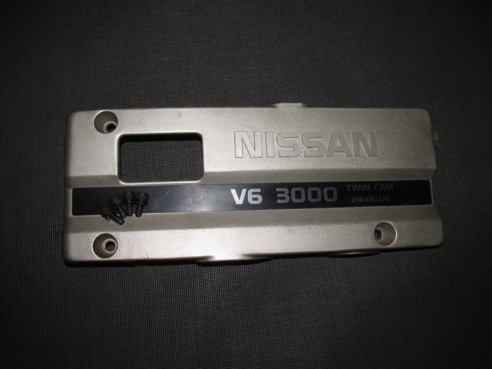 90 91 92 93 94 95 96 Nissan 300zx OEM Engine Center Cover – Autopartone