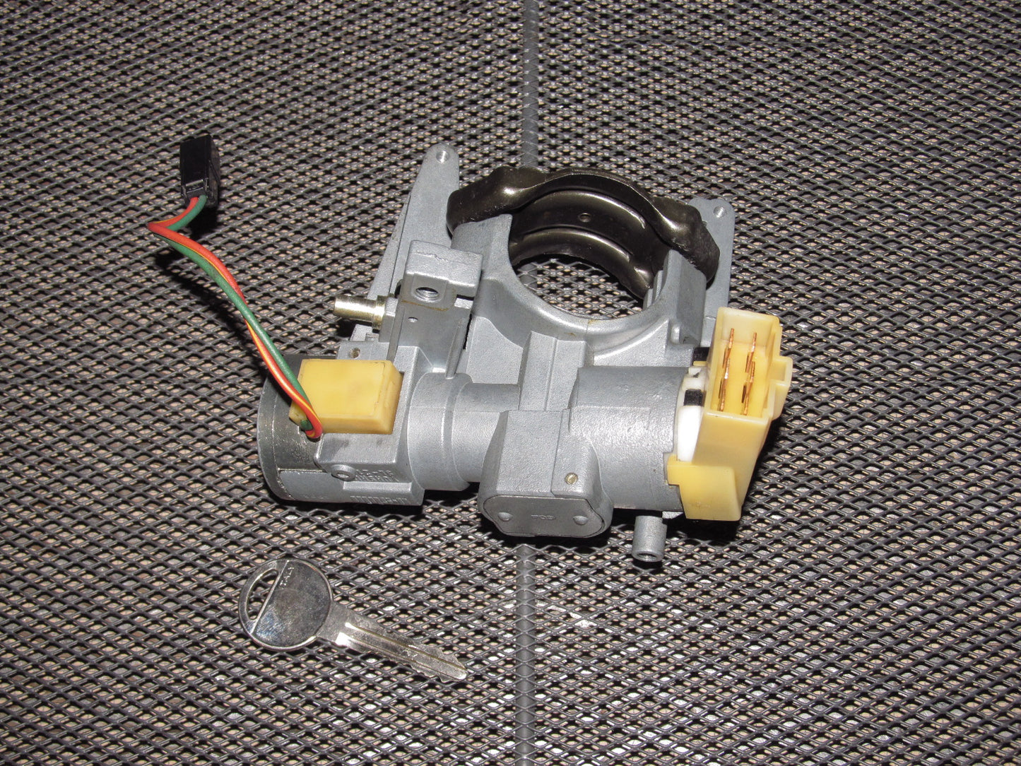 90-93 Mazda Miata OEM Ignition Lock Tumbler Cylinder Switch – Autopartone