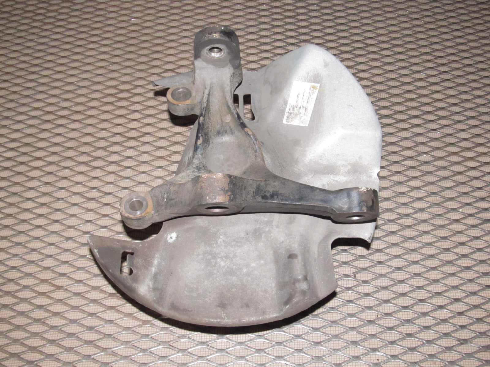 90-93 Mazda Miata OEM Front Wheel Spindle Knuckle Hub - Left – Autopartone