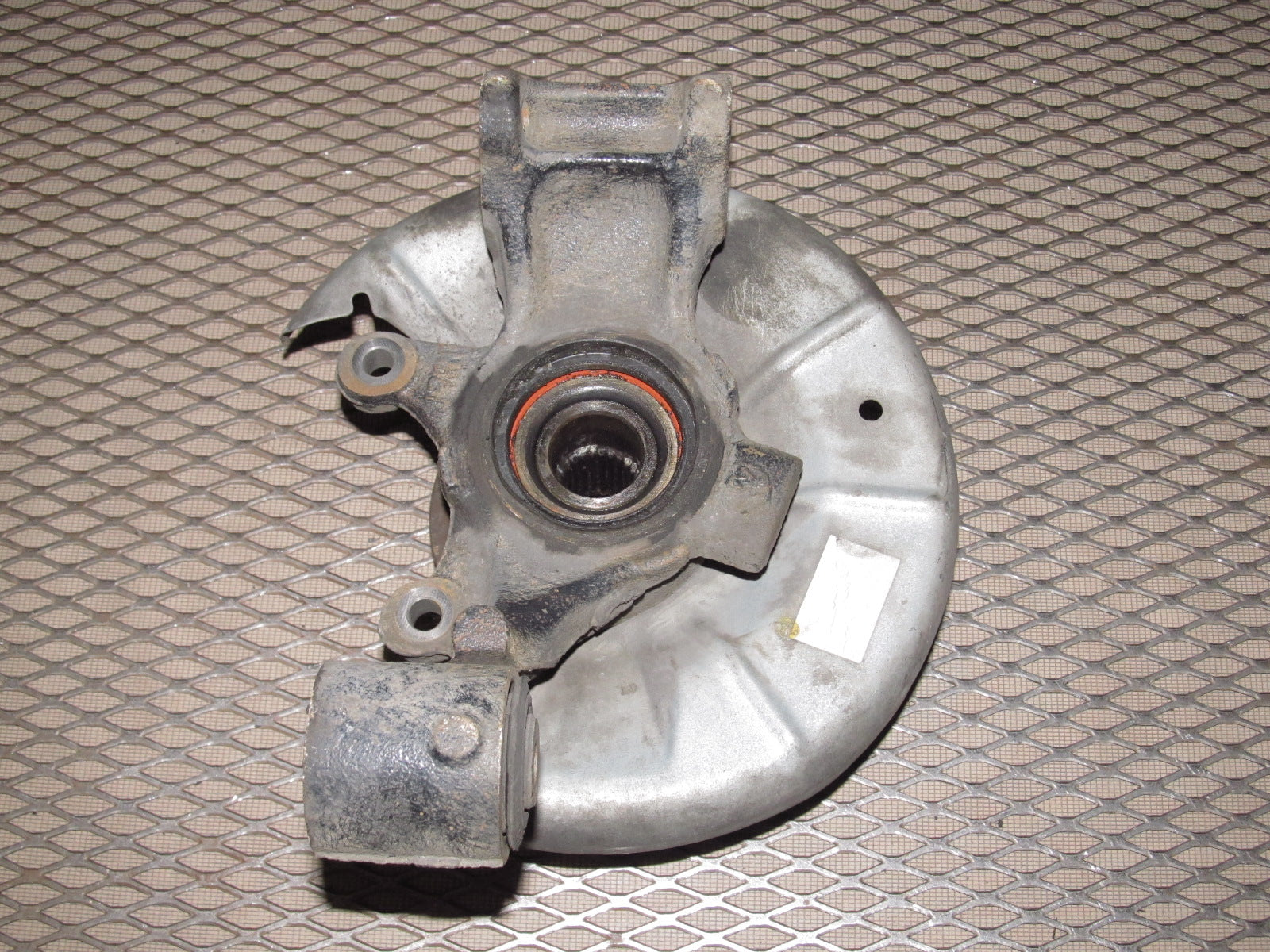 90-93 Mazda Miata OEM Rear Wheel Spindle Knuckle Hub - Left – Autopartone