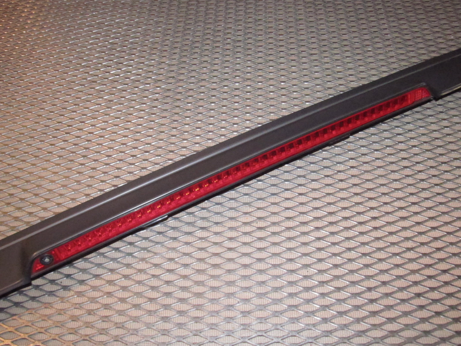 87 88 89 Nissan 300zx OEM Rear Third Brake Light Assembly – Autopartone