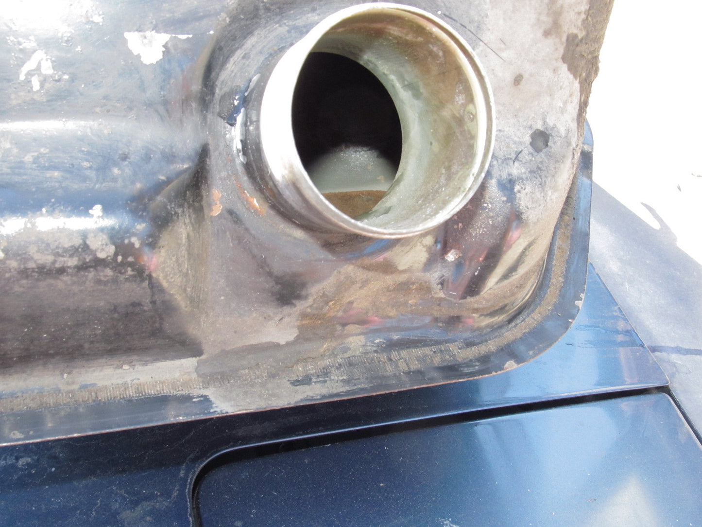 72 73 Datsun 240z OEM Gas Tank – Autopartone