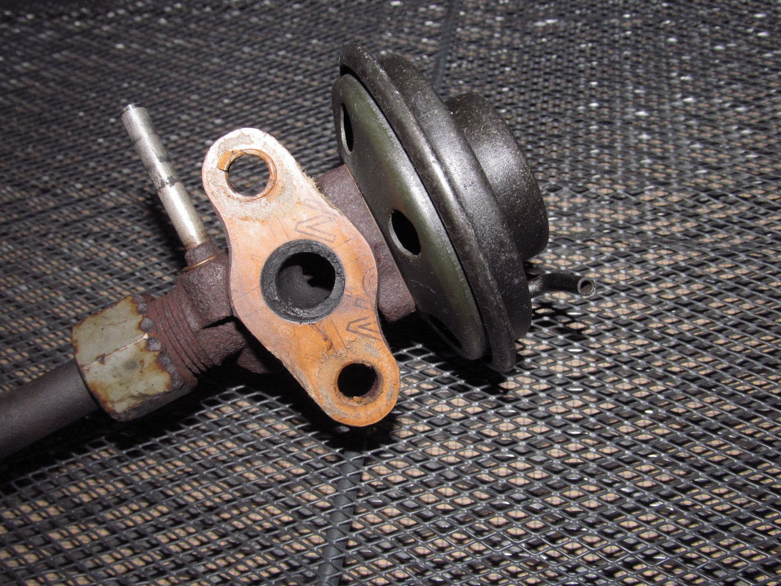 91 92 93 94 95 Toyota MR2 OEM EGR Valve & Pipe - 5SFE 2.2L – Autopartone