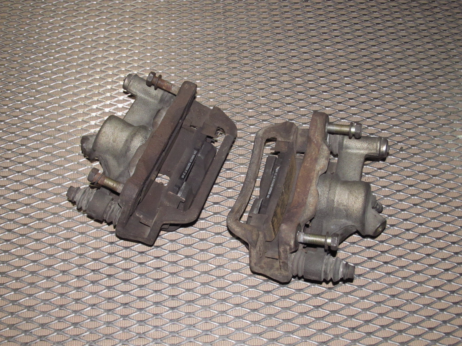 89 90 91 92 Toyota Supra OEM Rear Brake Caliper - Set – Autopartone