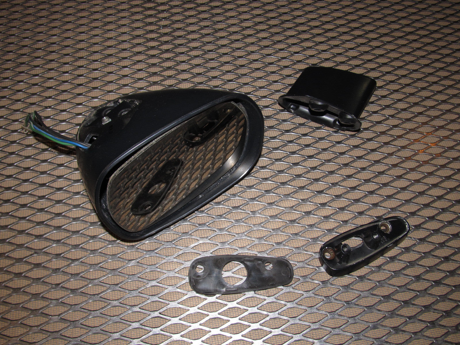 84 85 Mazda RX7 OEM Exterior Side Mirror - Left – Autopartone