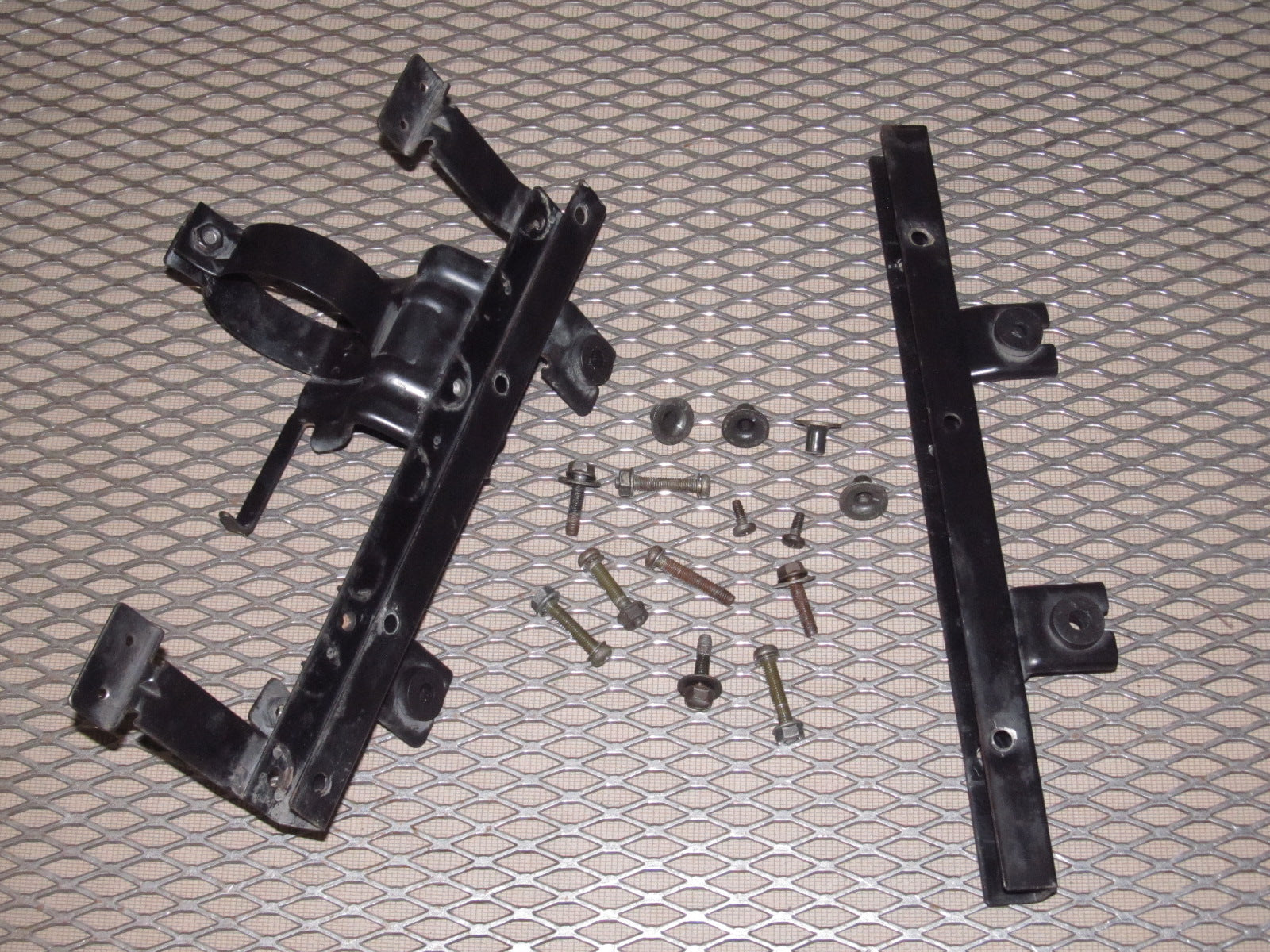 90-93 Mazda Miata OEM A/C Condenser Mounting Bracket – Autopartone