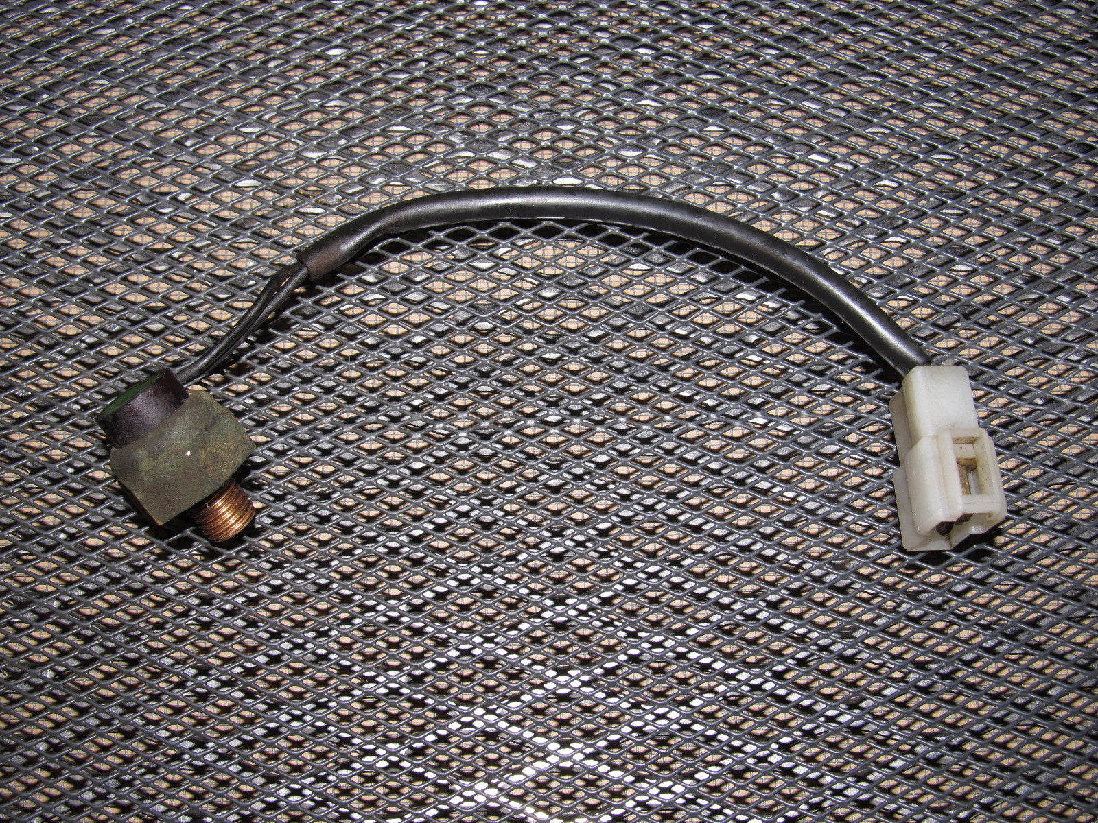 84 85 Mazda RX7 OEM Radiator Coolant Sensor – Autopartone