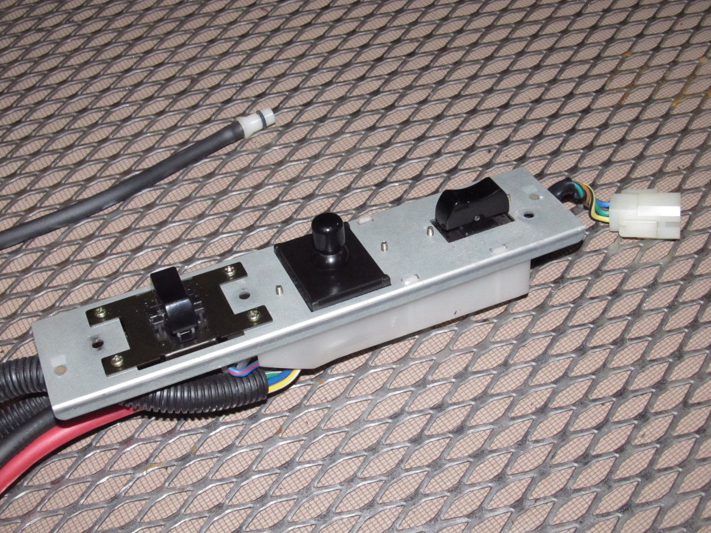 87 88 89 Nissan 300zx OEM Front Power Seat Switch - Left – Autopartone