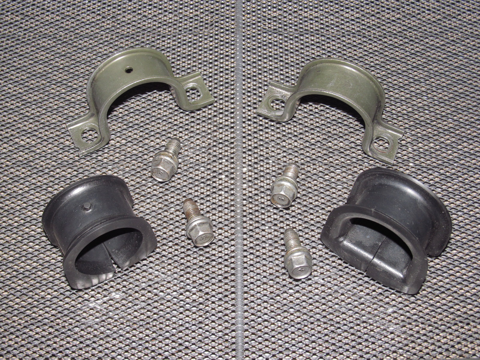 90-93 Mazda Miata OEM Power Steering Rack Mounting Bracket Set ...