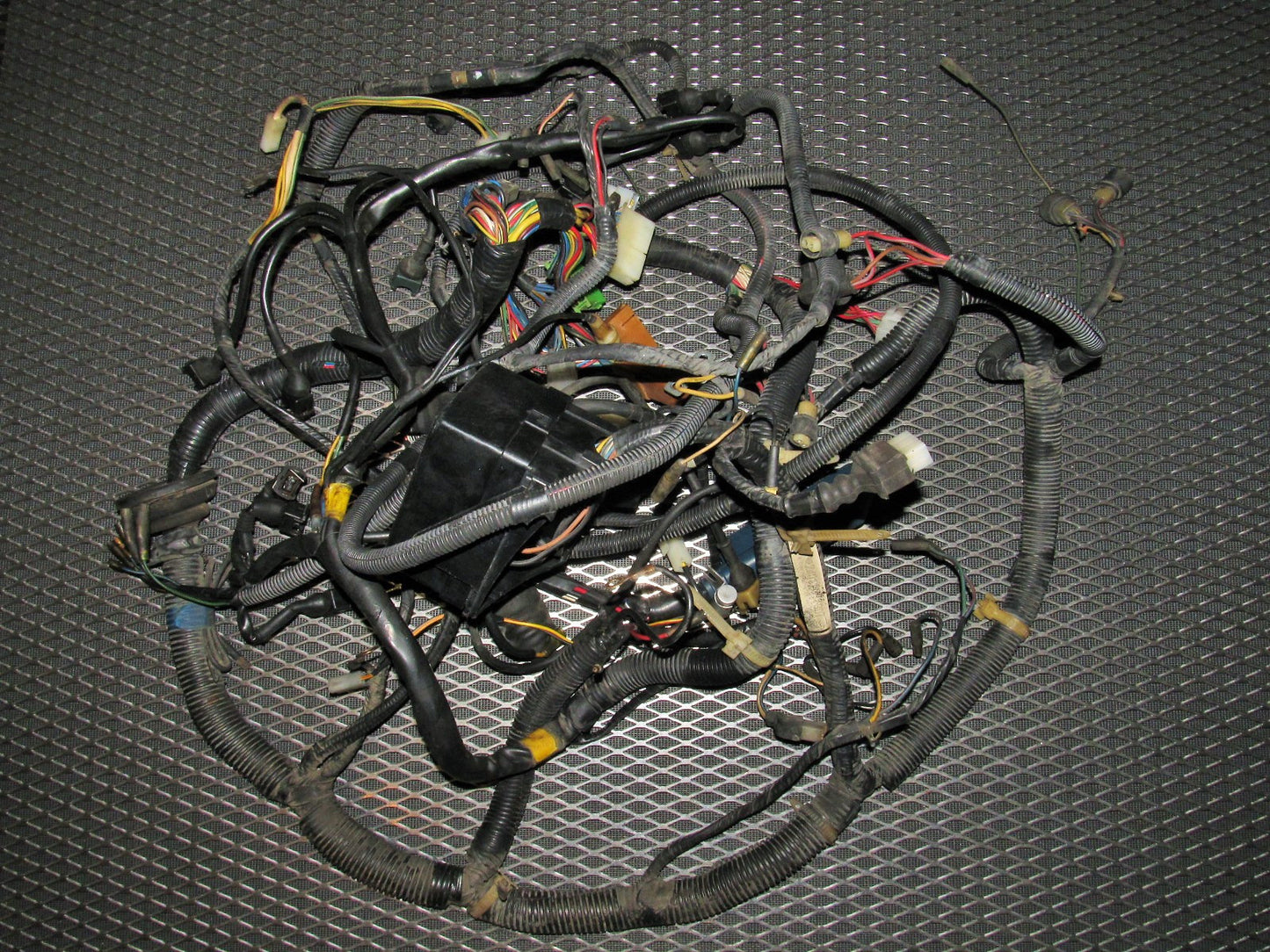 81 82 83 Datsun 280zx OEM L28E A/T Engine Wiring Harness Set – Autopartone