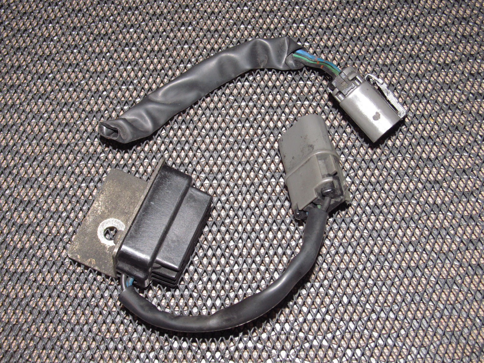 87 88 89 Nissan 300zx OEM Ignition Power Transistor – Autopartone.com