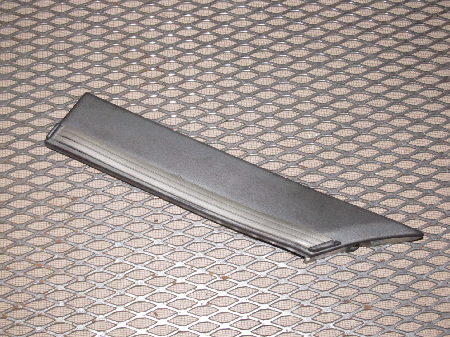 89 90 91 92 Toyota Supra OEM Rear Quarter Panel Exterior Moulding - Le ...