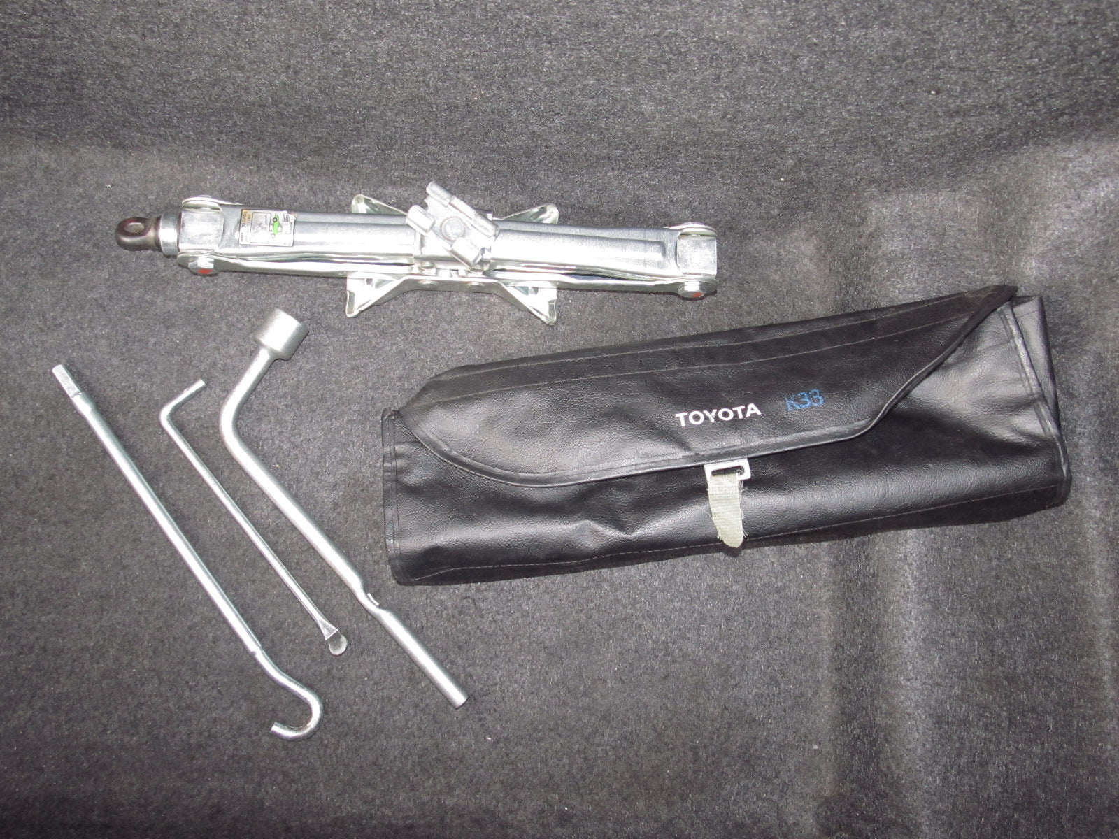 91-95 Toyota MR2 OEM Wheel Jack & Tools Set – Autopartone.com