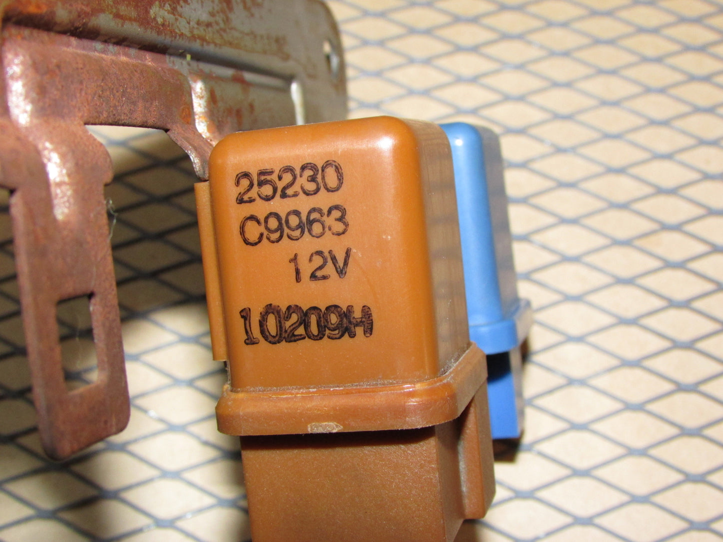 90 91 92 93 94 95 96 Nissan 300zx OEM Relay 25230 C9980 & 25230 C9963 ...