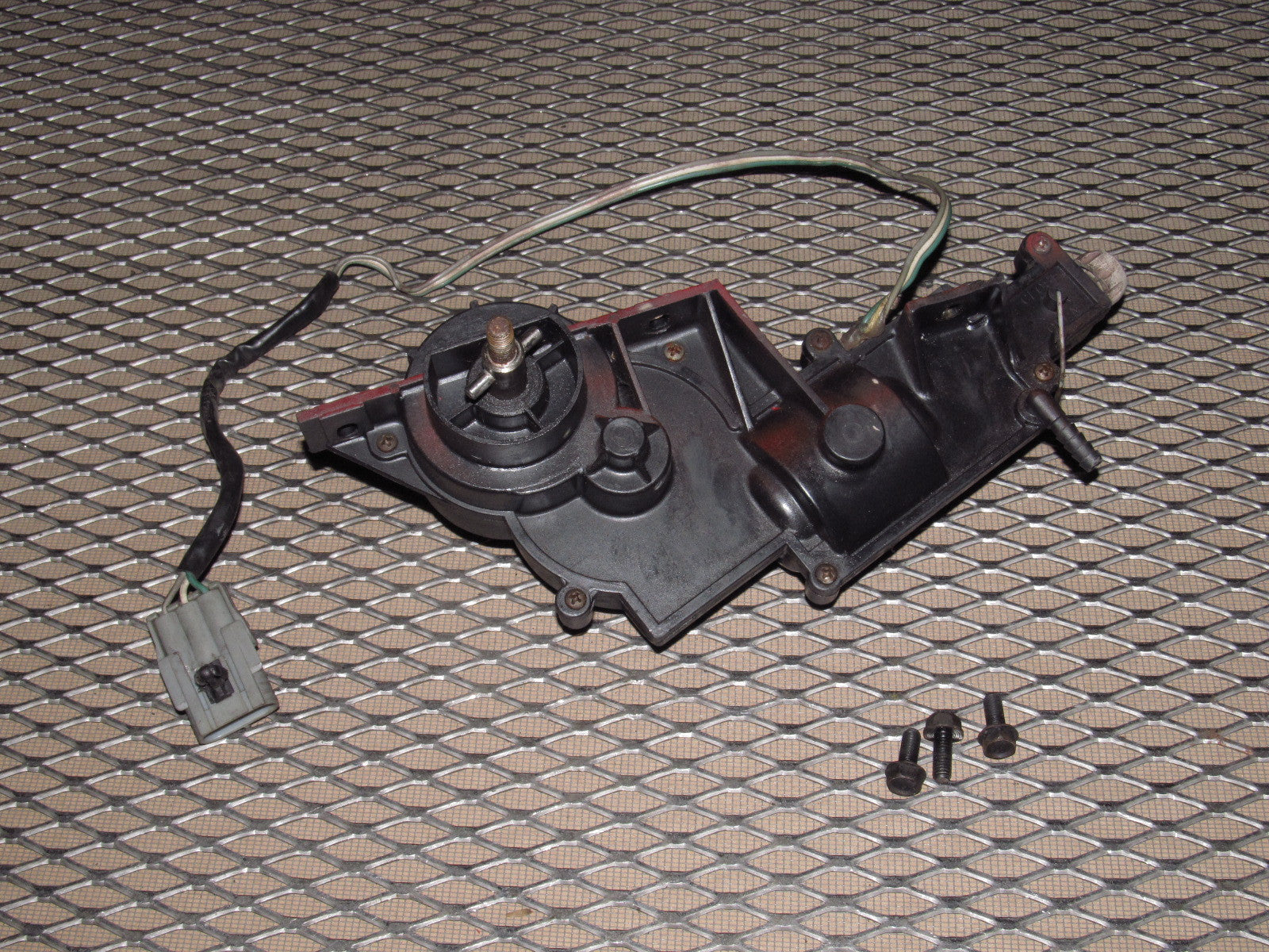 84-87 Chevrolet Corvette OEM Headlight Motor - Right – Autopartone