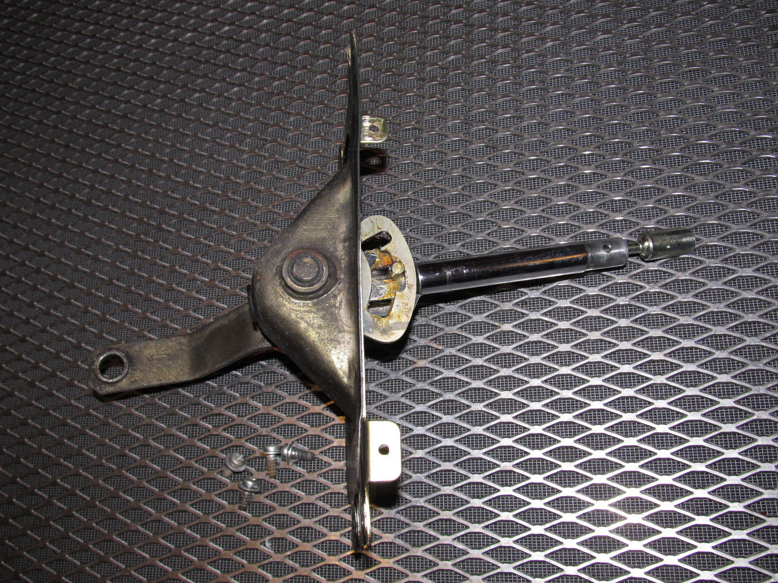 81 82 83 Datsun 280zx OEM A/T Shifter – Autopartone