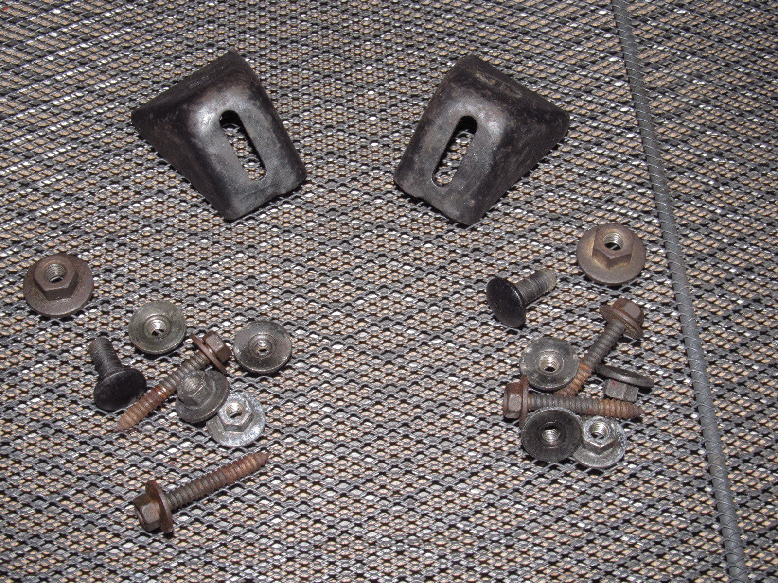 84-87 Chevrolet Corvette OEM Headlight Mounting Bracket – Autopartone
